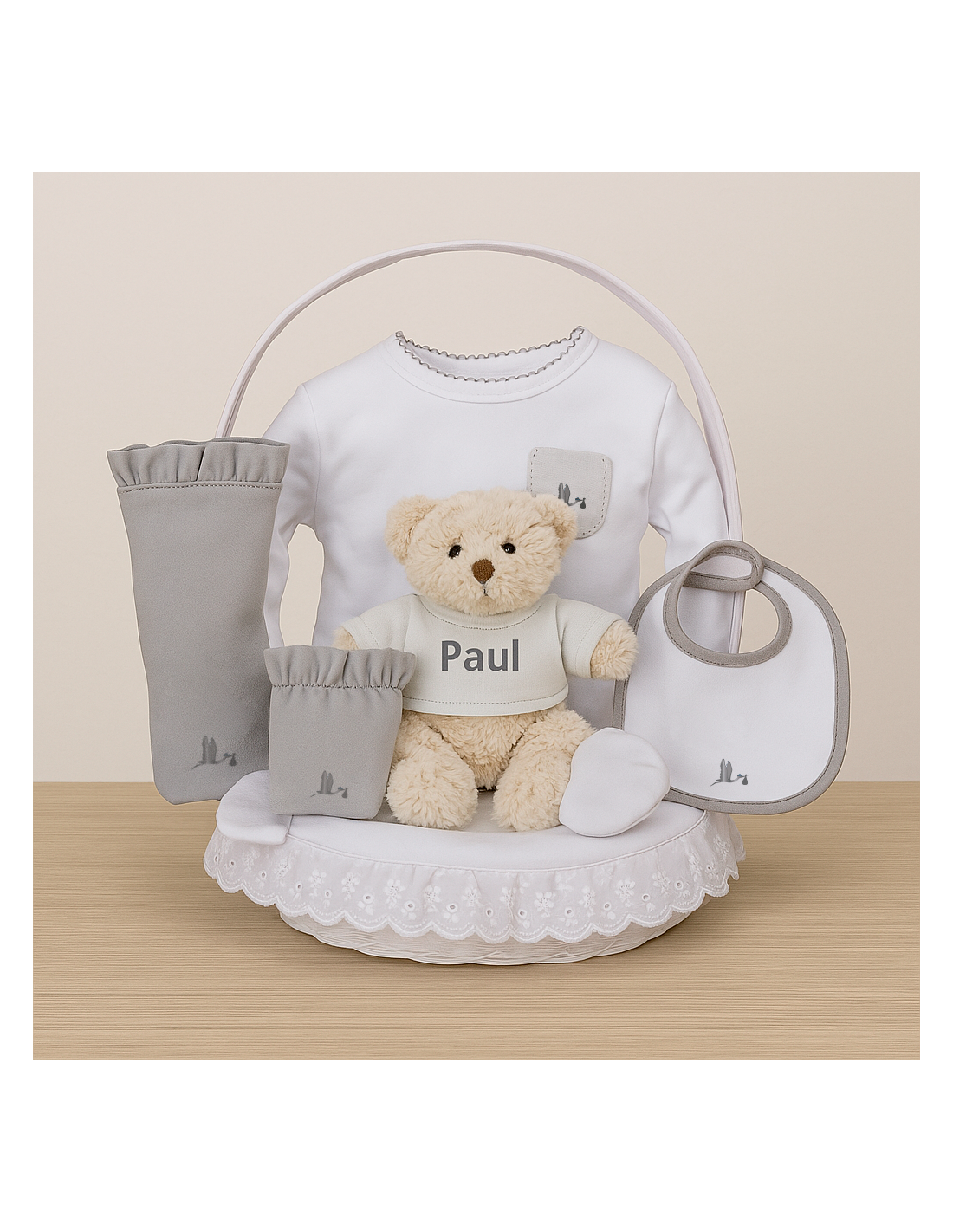 Essential Classic Baby Hamper | Newborn Gift Basket - Bebedeparis.com